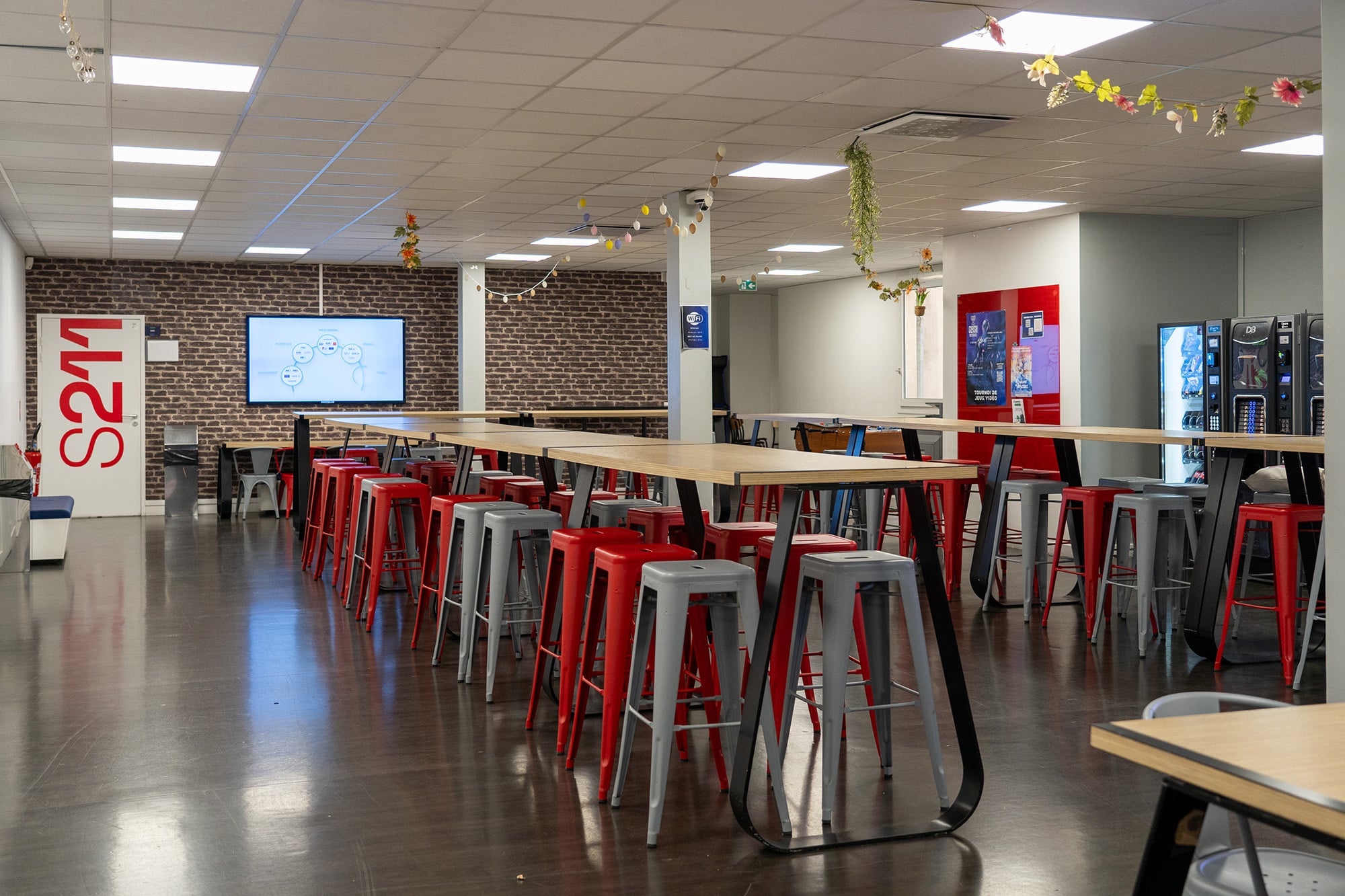 Notre Campus à Paris Ecitv 8917